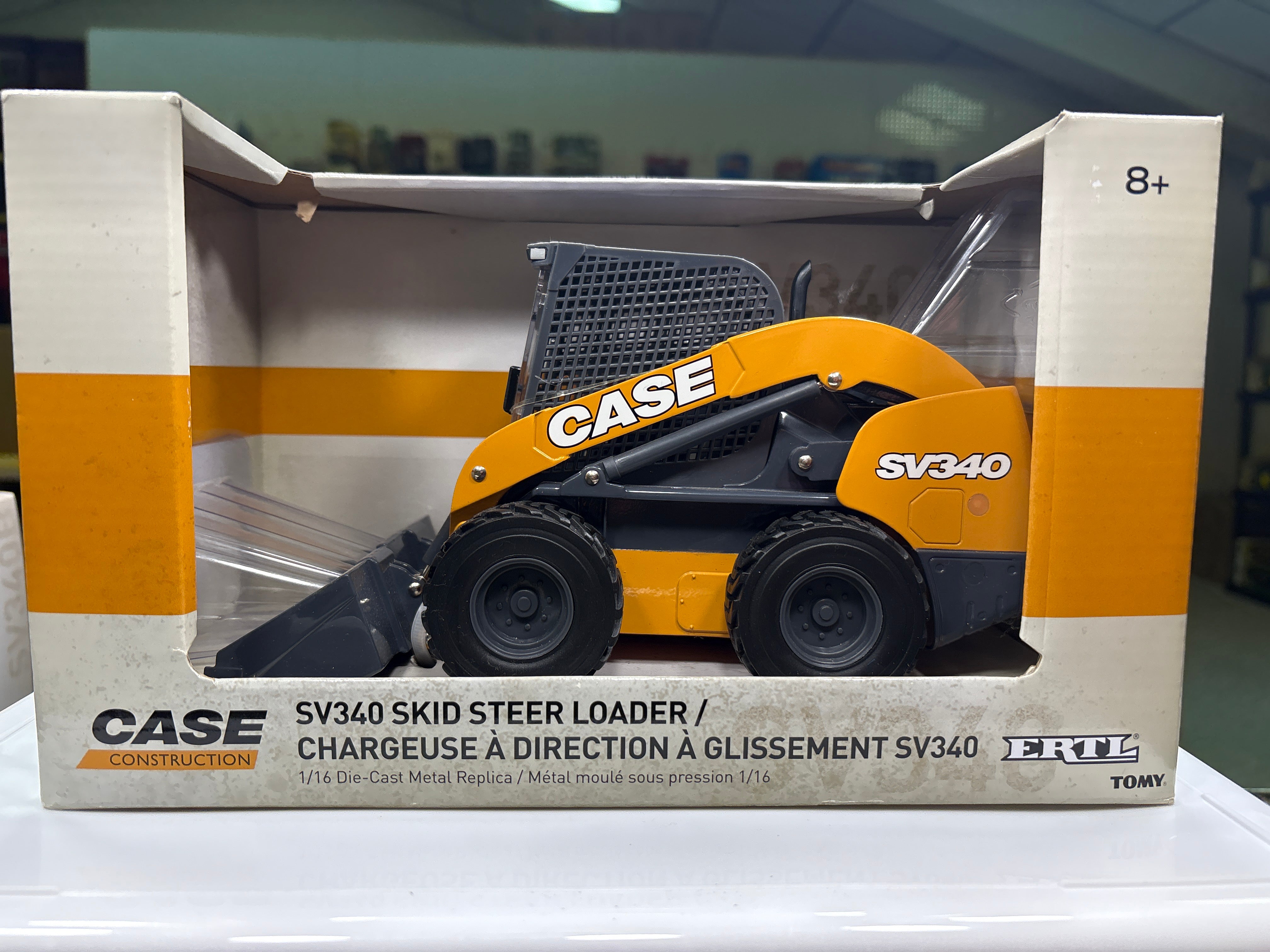 Case SV340 Skid Steer Loader – Mast Farm Toys