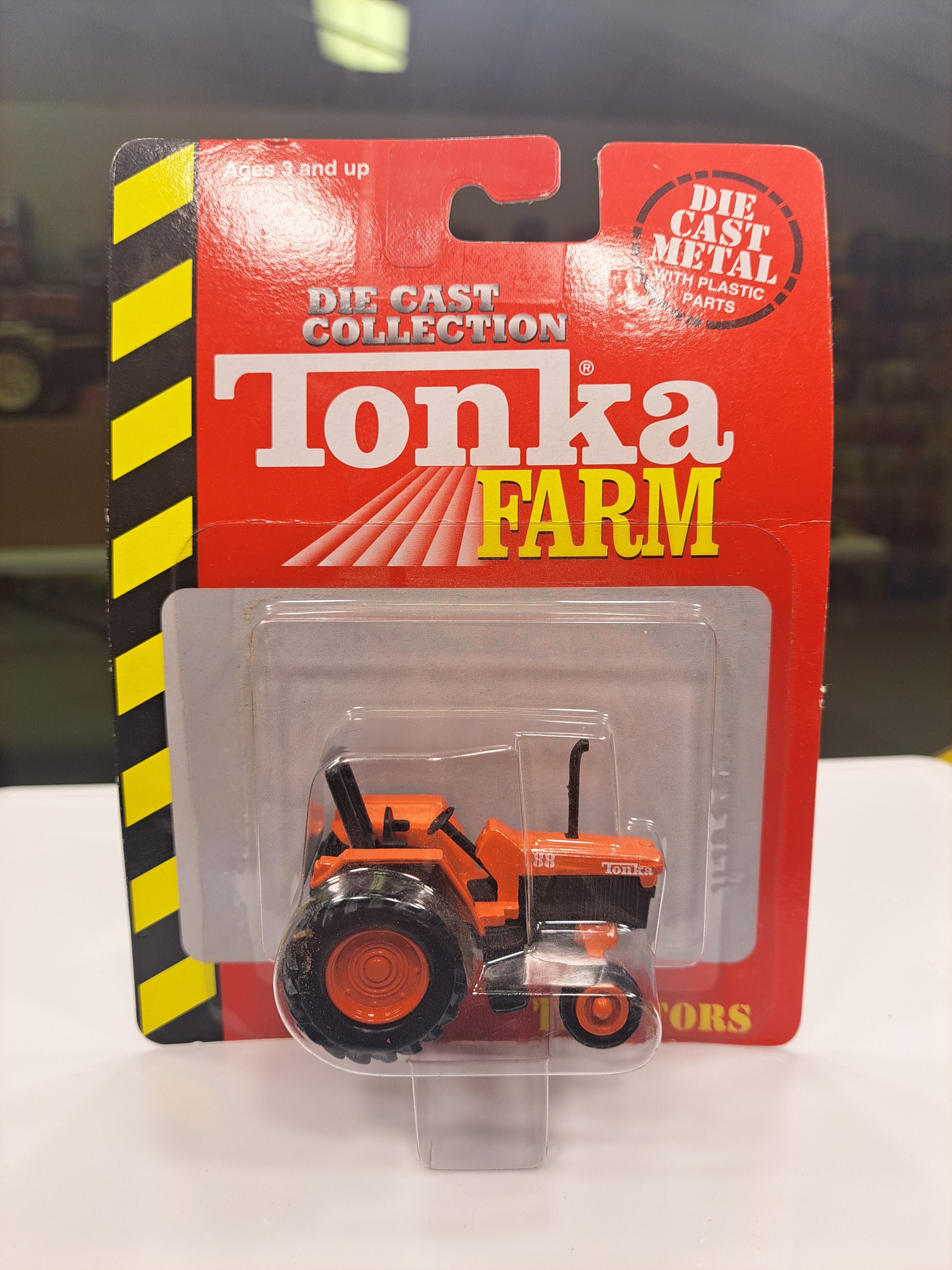 Tonka Farm Tractor – Mast Farm Toys